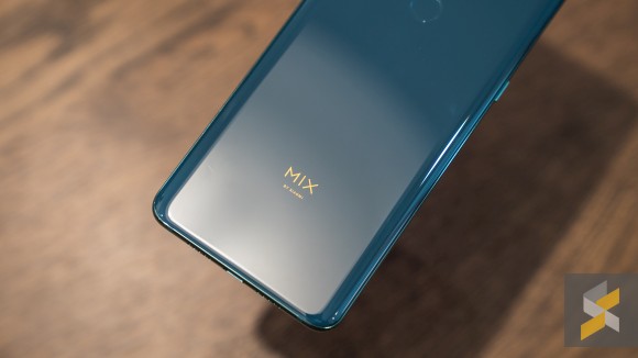 Xiaomi Mi MIX 3 hands-on: The magic is back | SoyaCincau.com