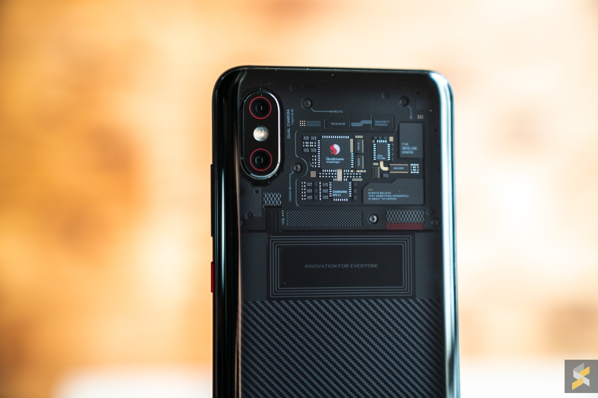 Xiaomi Mi 8 Pro hands-on: Pretty, but for a pretty big sacrifice ...